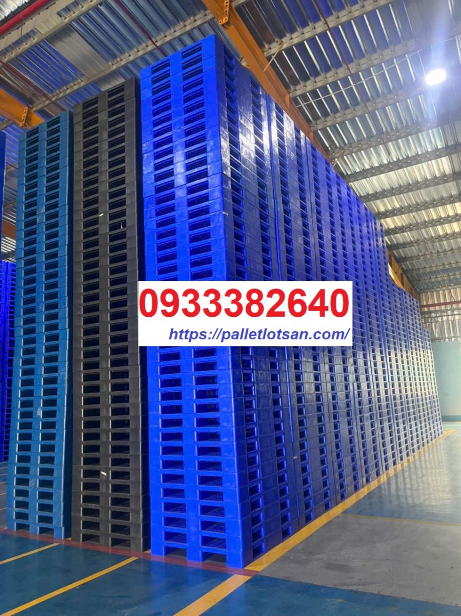 Sử dụng pallet nhựa mới hay pallet nhựa cũ Phú Riềng Đỏ hiệu quả hơn